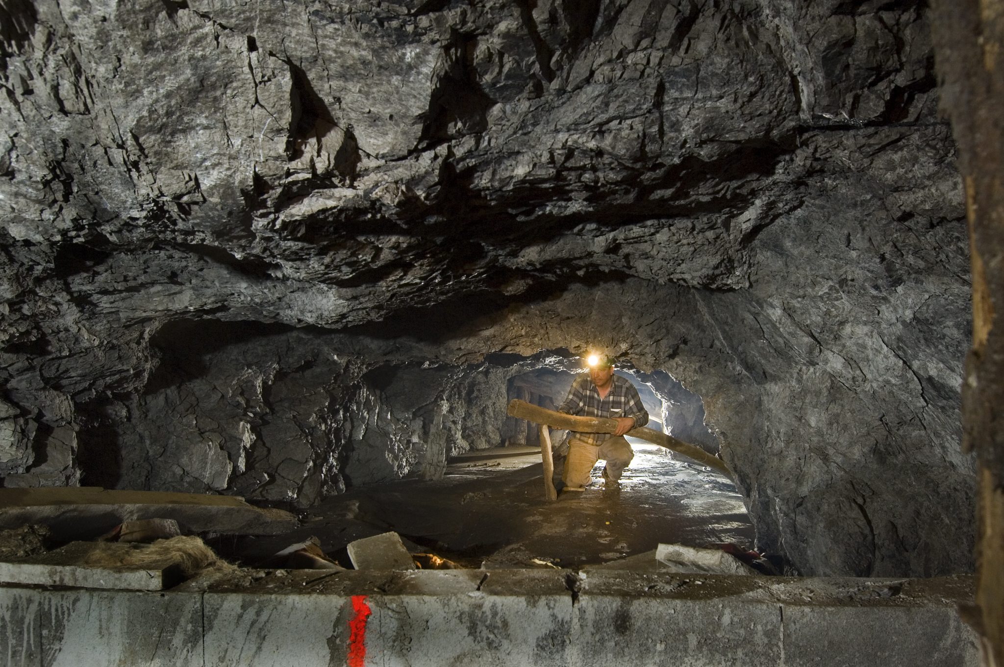 3_Idrija Mercury Mine underground_photo Arne Hodalič_Archive CUDHg ...